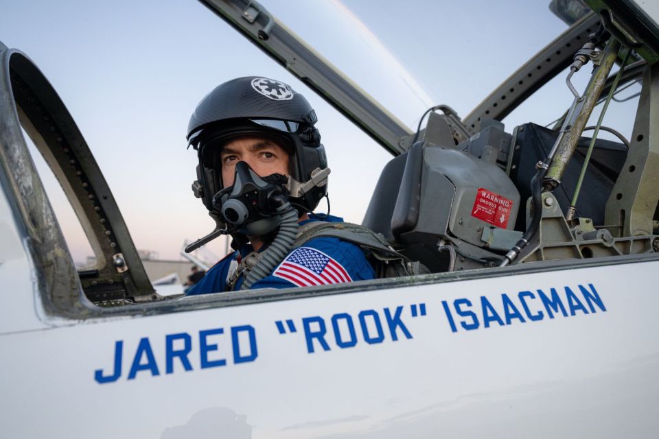 NASA Administrator Takes Top Performers Supersonic in F-5 Incentive ...