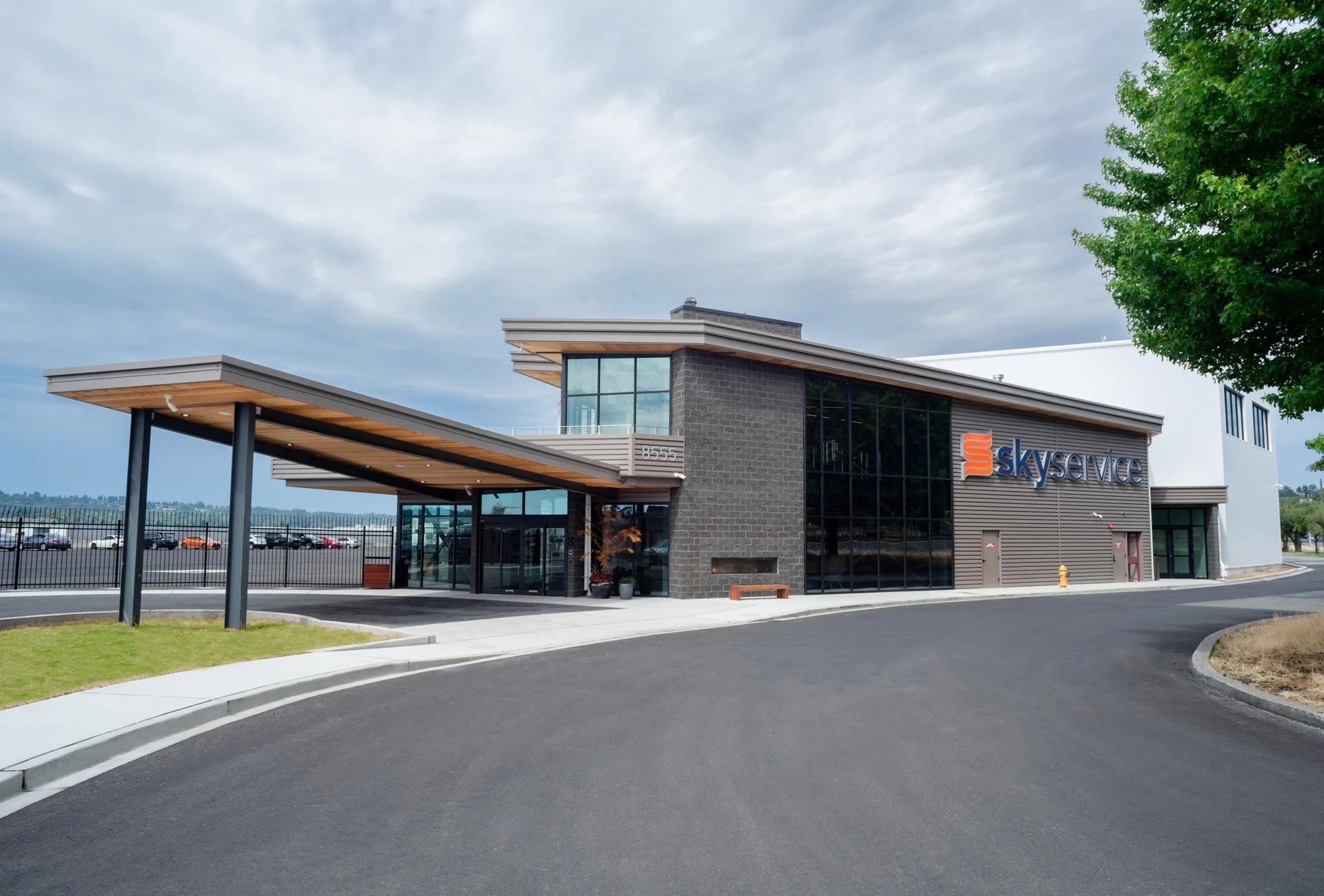 Skyservice Unveils New Seattle Business Jet Center at Boeing Field ...