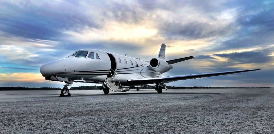 flyExclusive to Acquire Aviation Business of Jet.AI Inc.; Jet.AI to ...