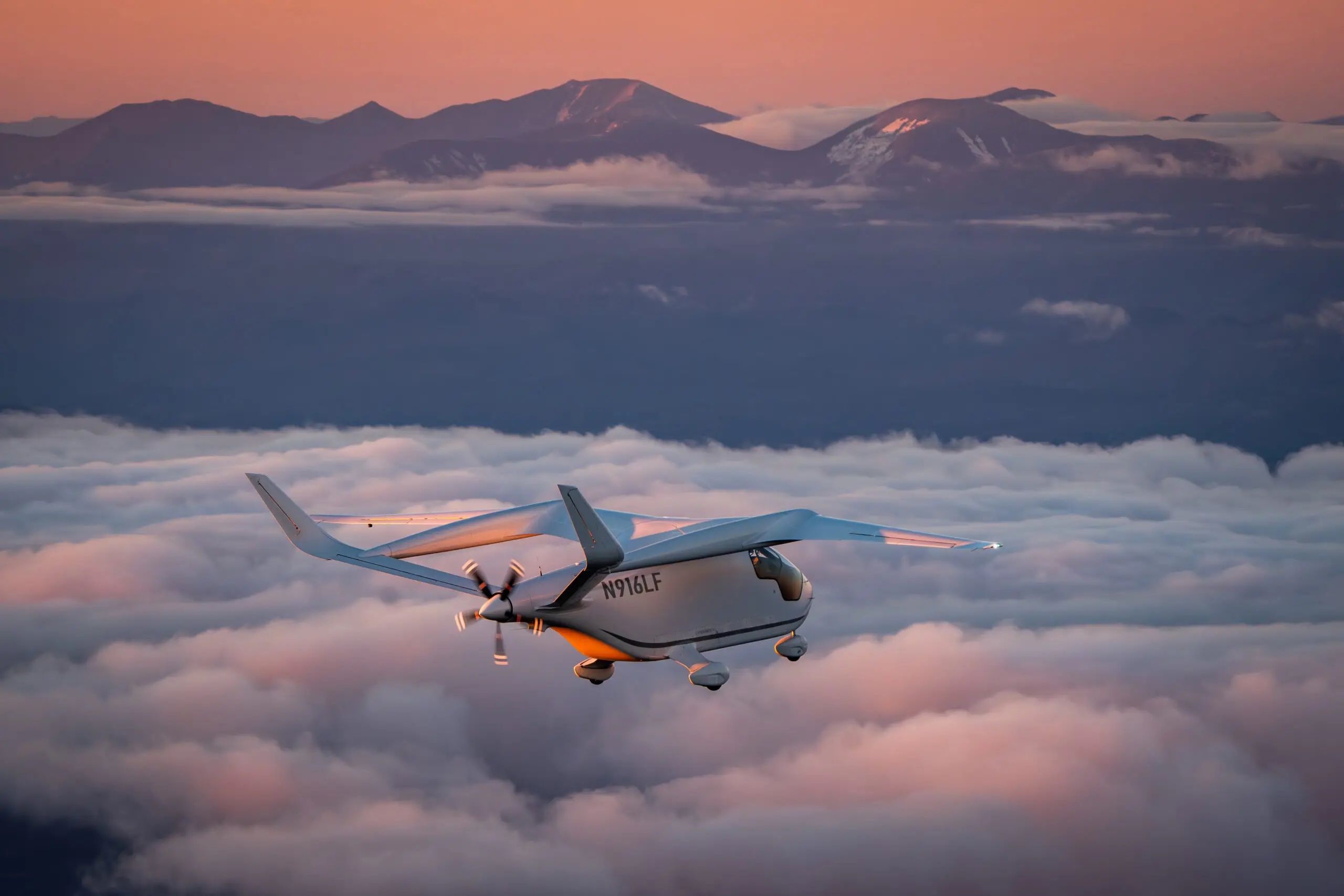 Beta Technologies Completes First Flight of an Electric Aircraft - an ...