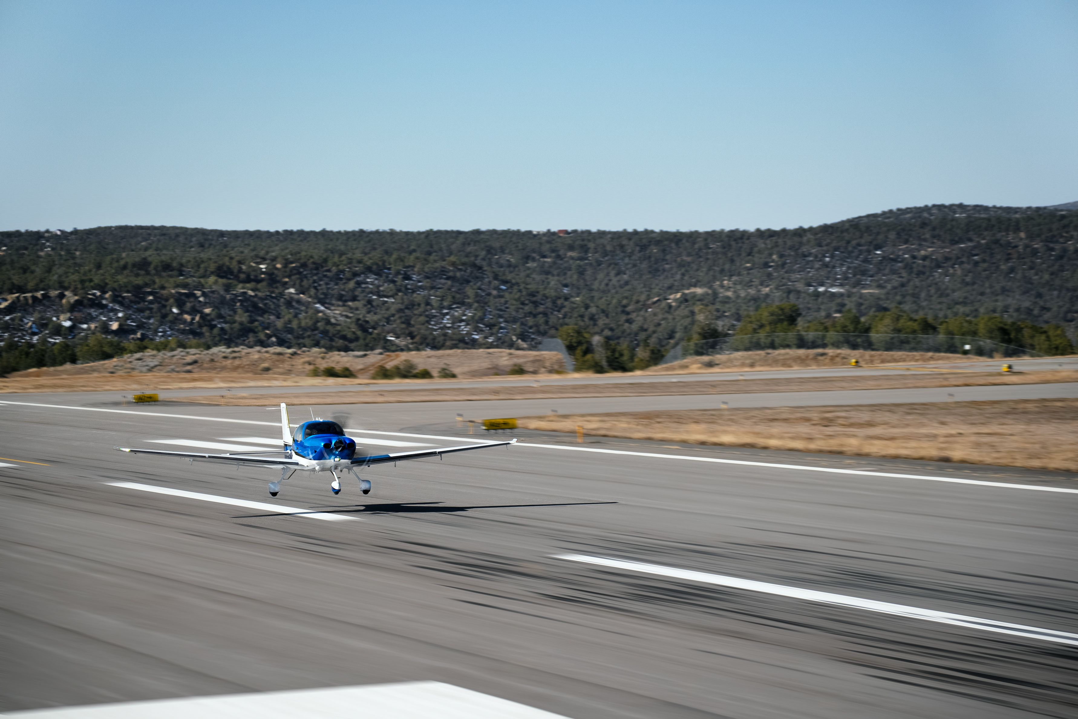 Cirrus Introduces SR Series G7+ Featuring Safe Return™ Emergency ...