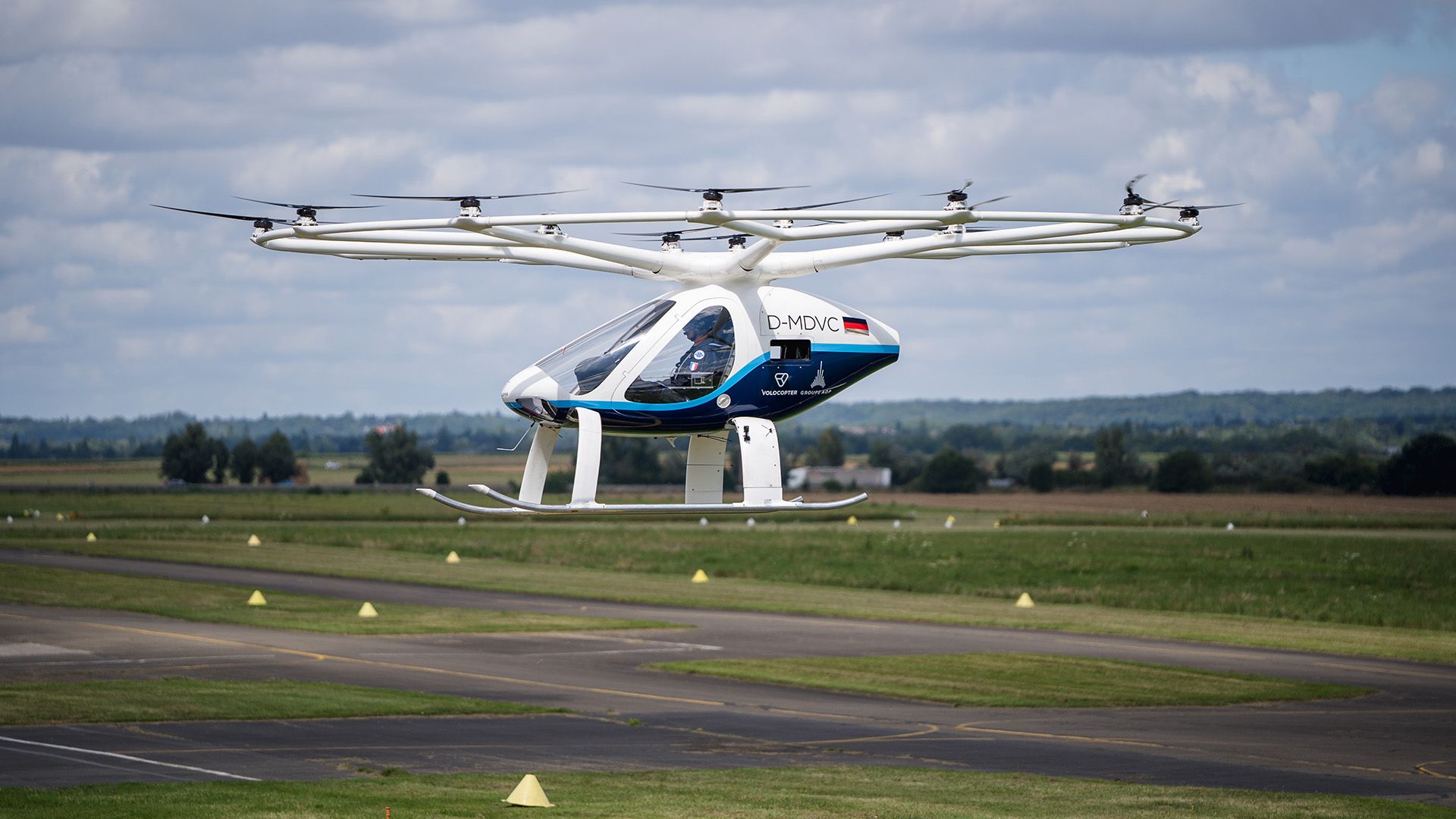 Volocopter Successfully Completed a Crewed Test Flight from a Paris ...