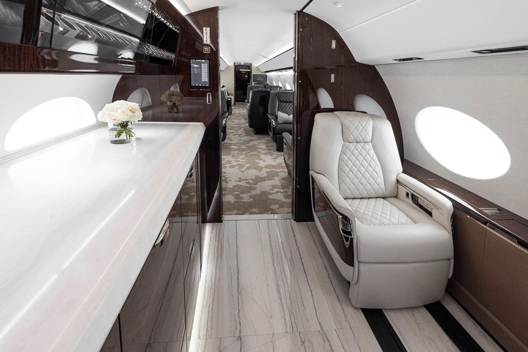 Gulfstream Completes First G800 Delivery - The FLY Report